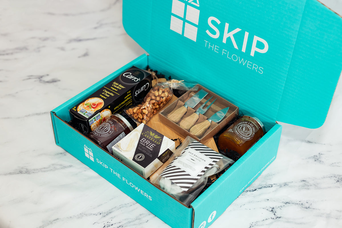 Warm Welcome Basket – Skip The Flowers Inc.